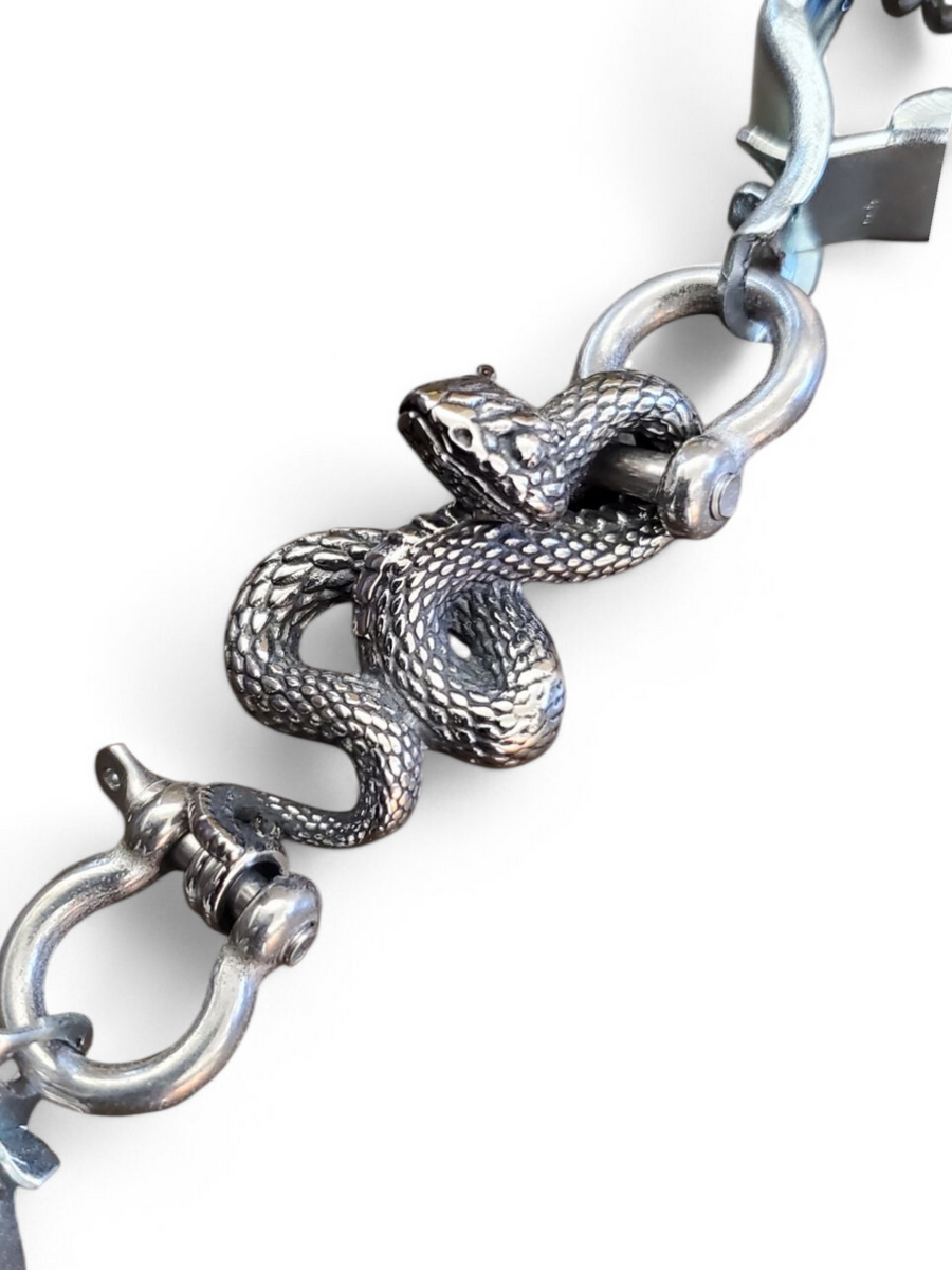 The Viper Double Clamp Glove Clip – Paracordclips LLC